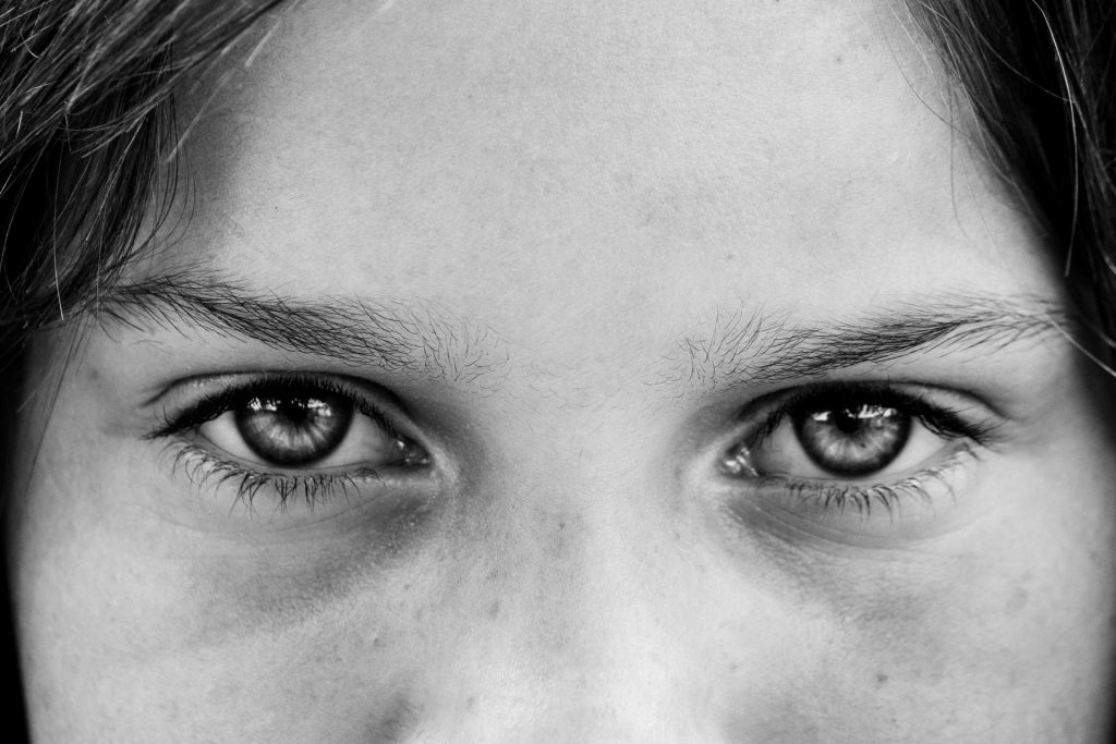 Headshots & Artistic Portraits In London | Stand Out Shots